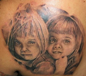 sisters by Luca Natalini: TattooNOW