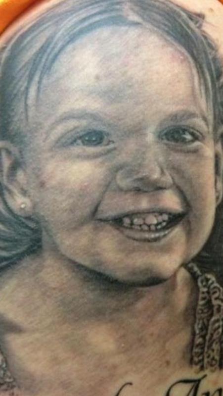 Portrait of little girl by Edward Lott: TattooNOW