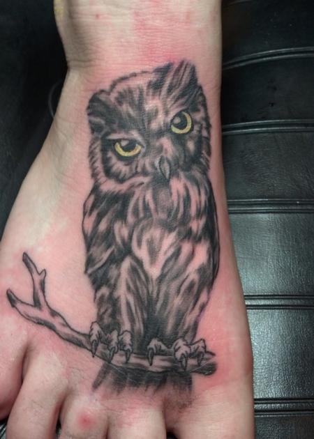 Little freehand owl by Justin McCarty: TattooNOW