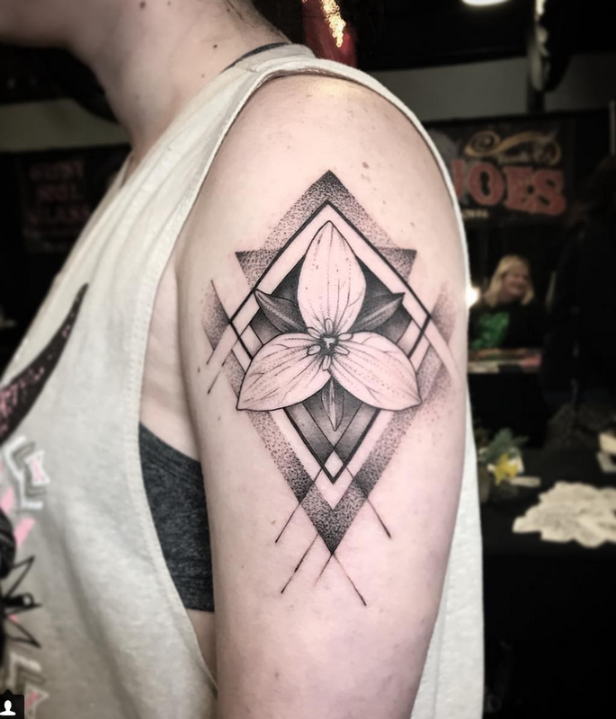 Trillium and Geometry on Arm. Instagram @MichaelBalesArt by Michael ...