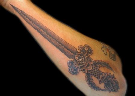 Dagger by Alex Sherker: TattooNOW