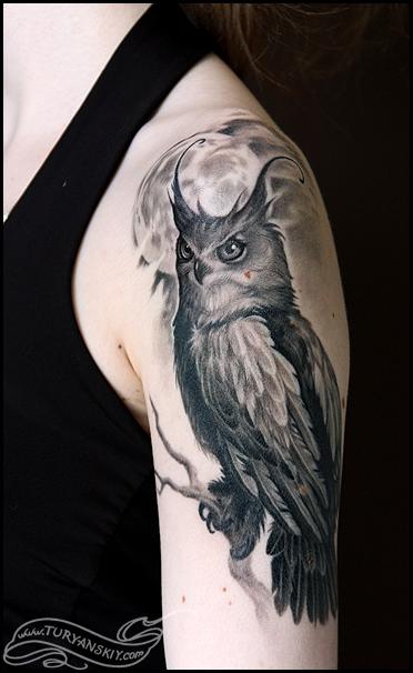 Owl by Oleg Turyanskiy: TattooNOW